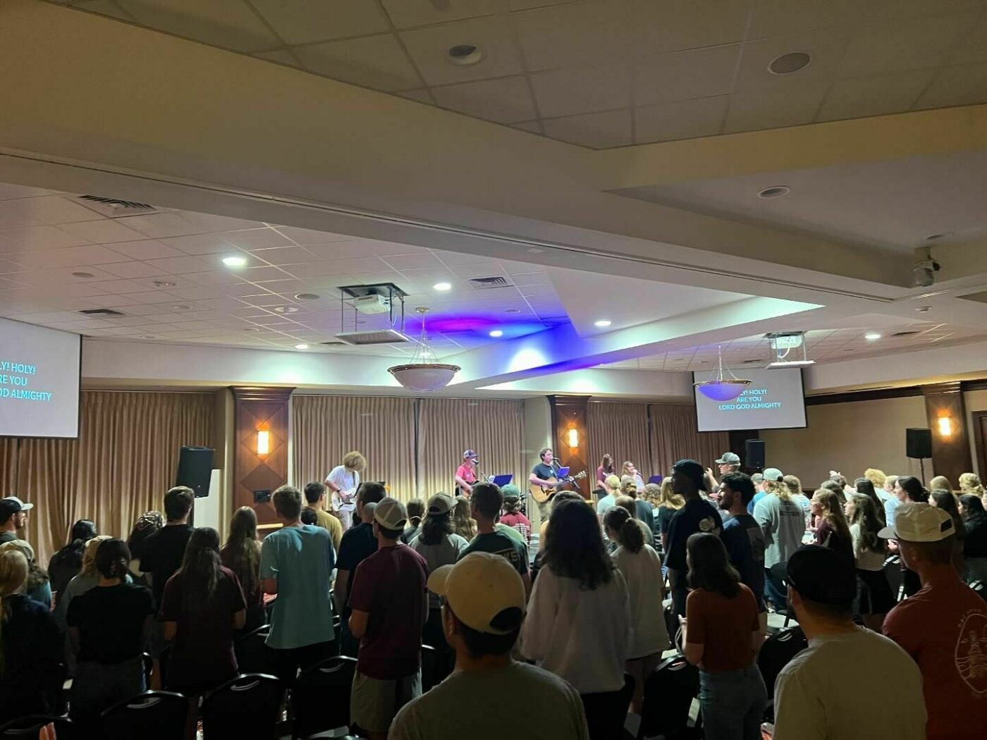 West Texas A&M BSM welcomes new students; prays for revival | Texas ...