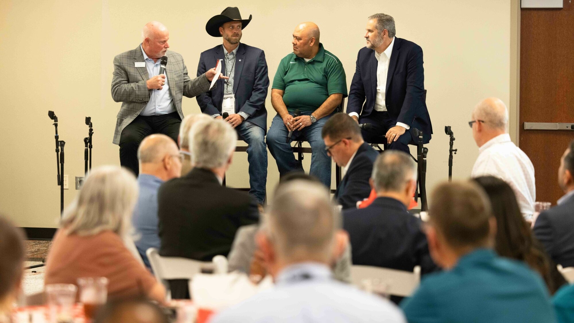 Missions Banquet celebrates 10 years of BOUNCE; introduces new staff ...