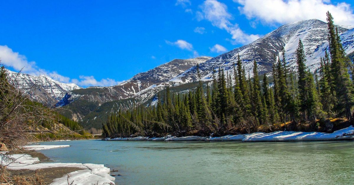 Blacking out windows | Texas Baptists