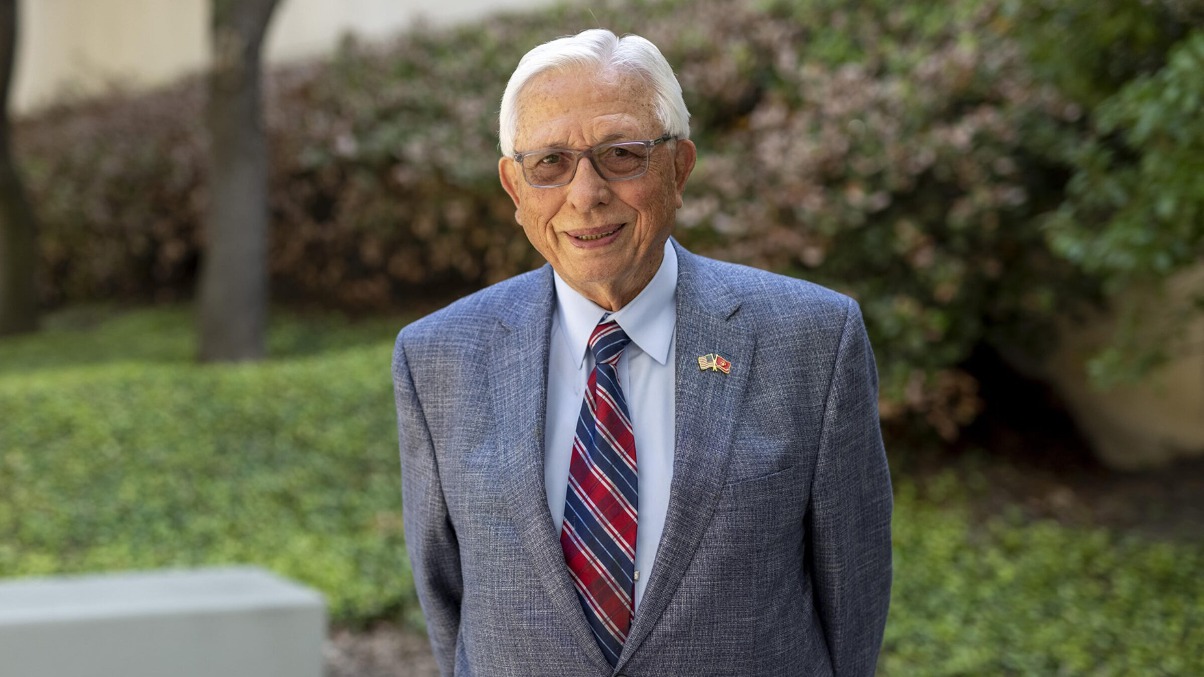 Executive Director Dr. Julio Guarneri | Texas Baptists